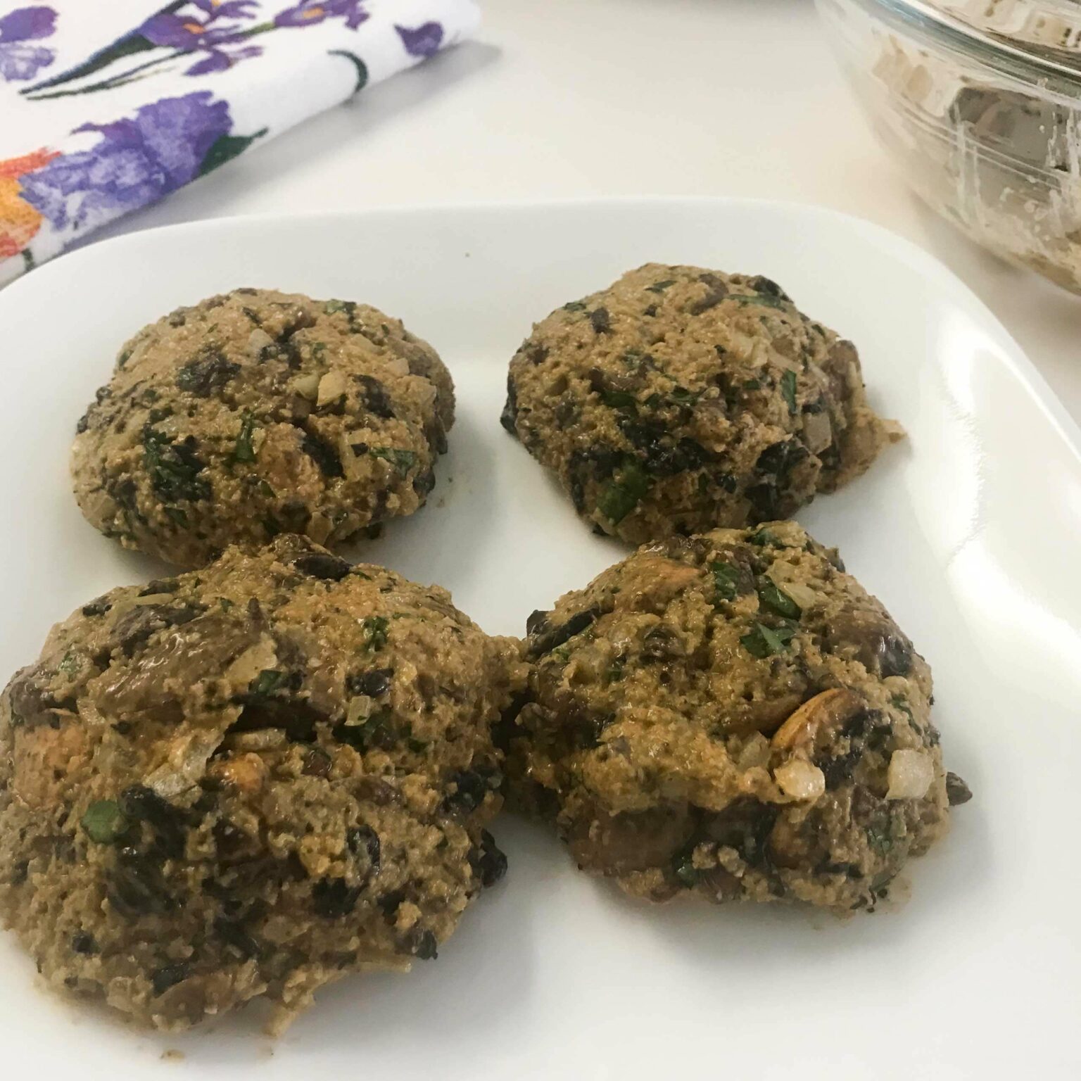 Mushroom “Crab” Cakes with Homemade Tartar Sauce » My Curated Tastes